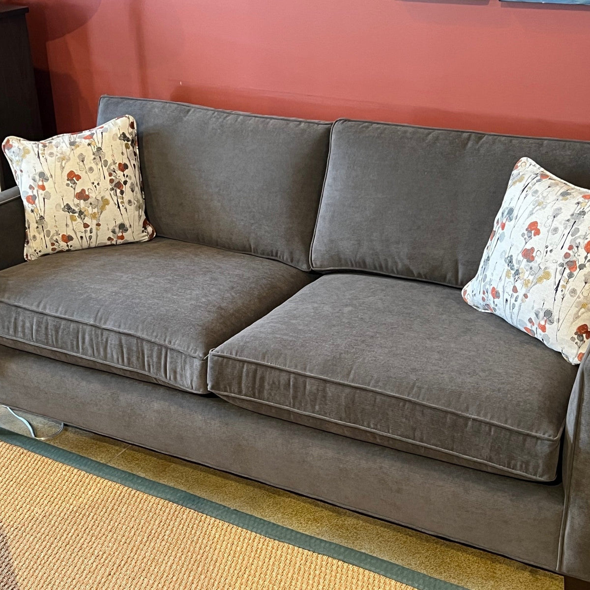 ALL FLOOR MODELS – Endicott Home Furnishings